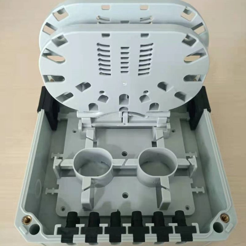 Fiber Optic Distribution Box IP55 Rating Indoor Or Outdoor FTTH Projects